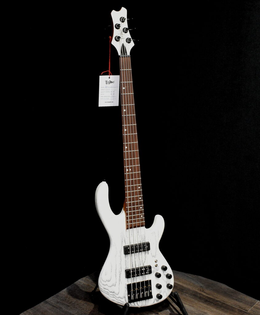 Tribe Bass Guitar Avalanche 5 wt - Bass Gear Direct