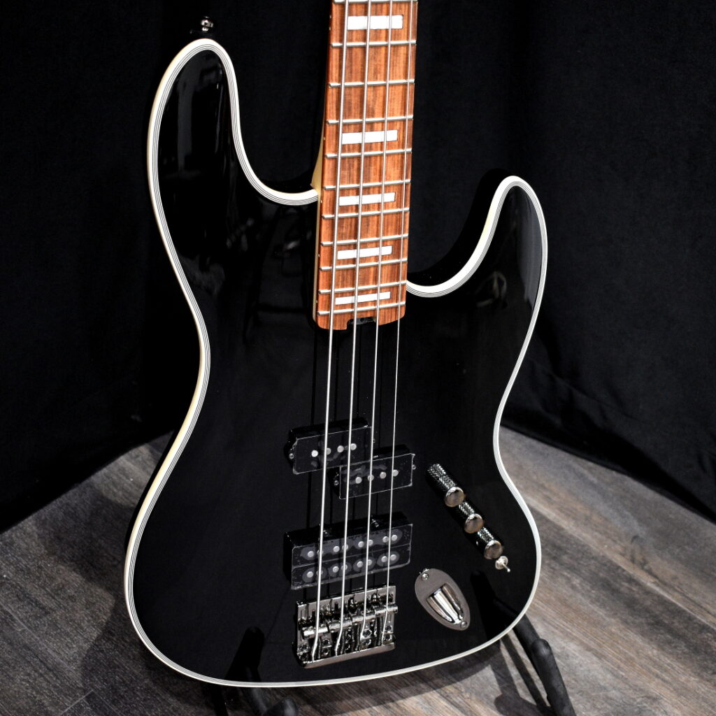 Tribe Bass Guitar SF 4 bk - Bass Gear Direct